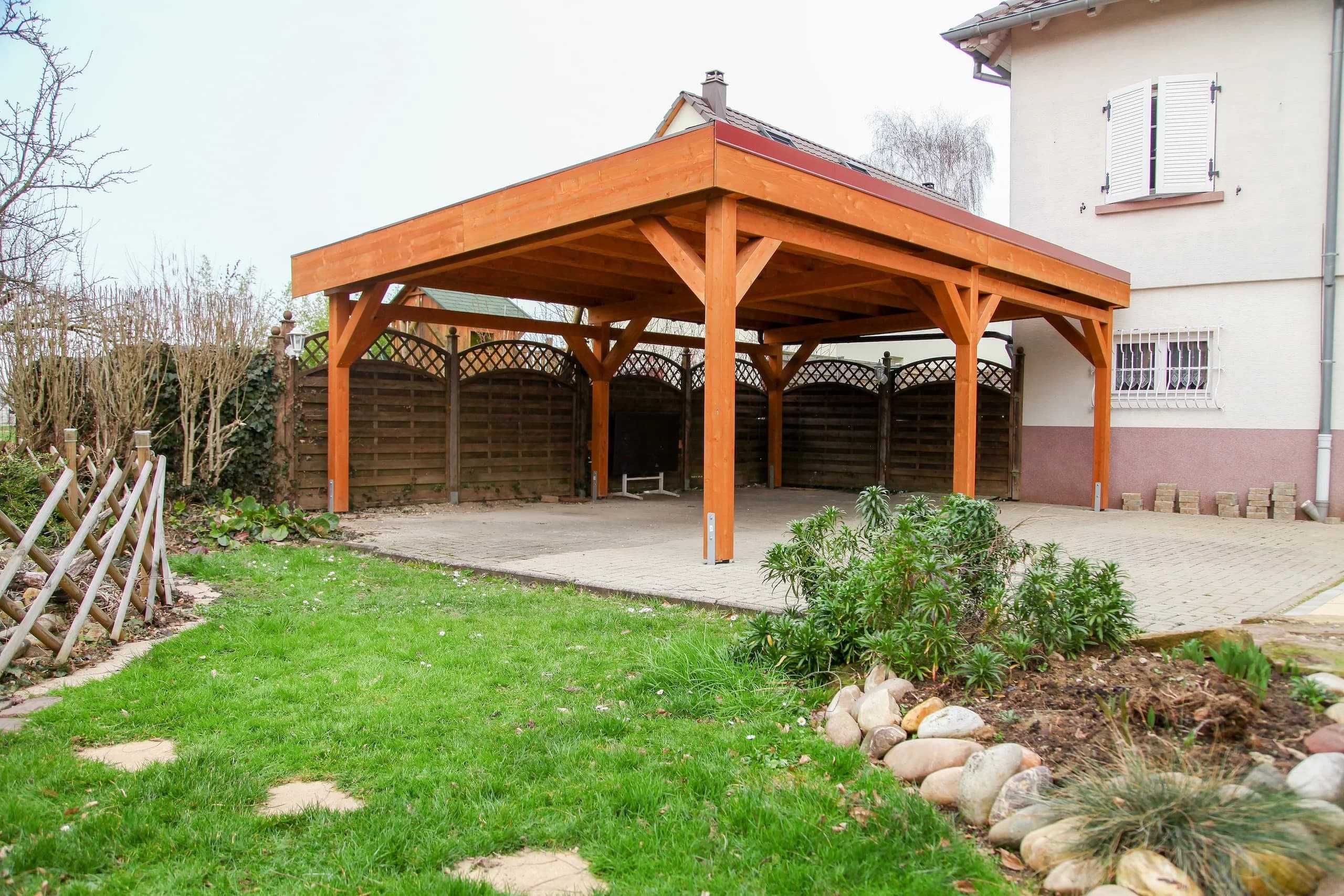 Abris en bois sur-mesure | Rustyle